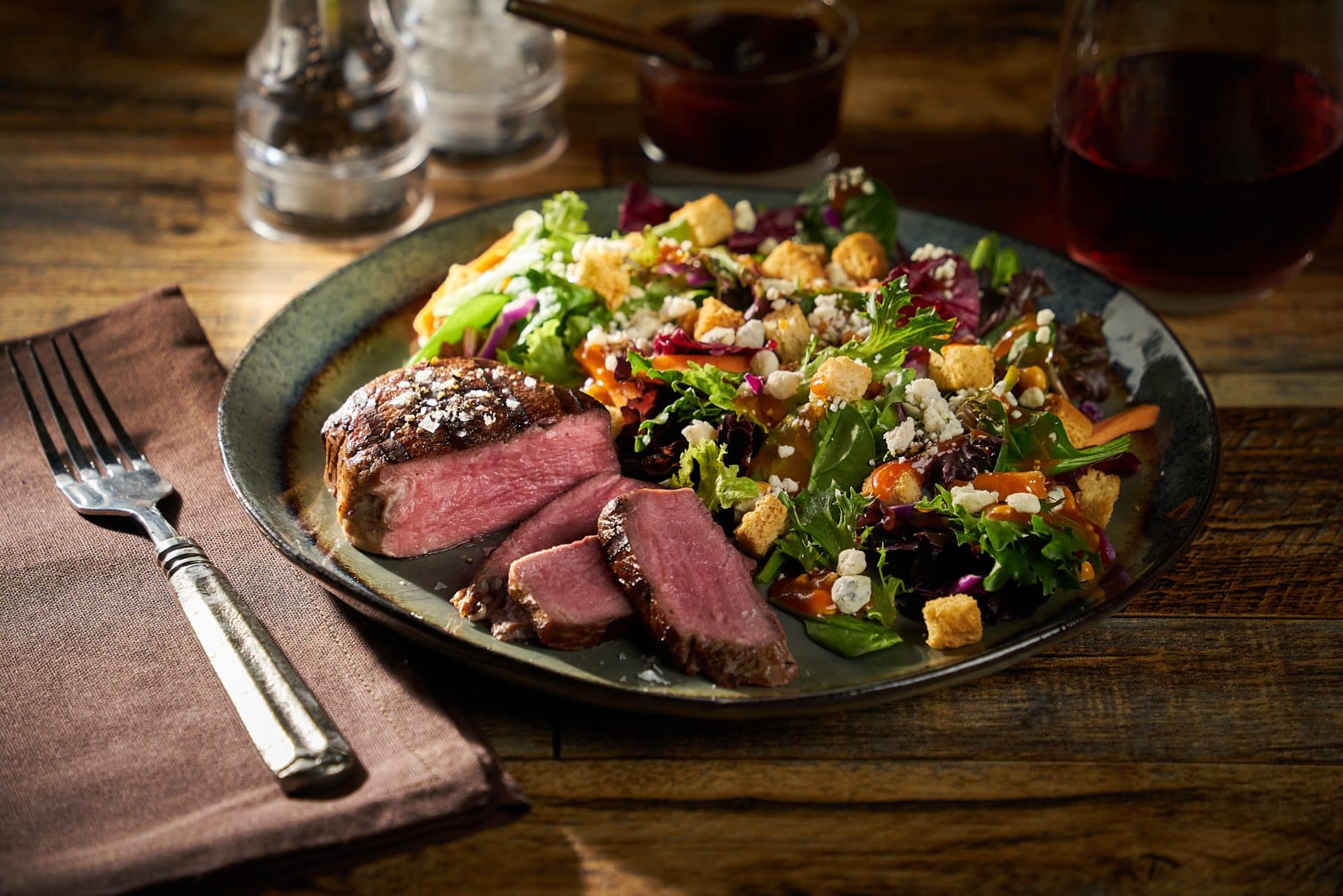 Omaha Steaks® Filet Mignon with French Blue Cheese Salad Kit® - Fresh ...