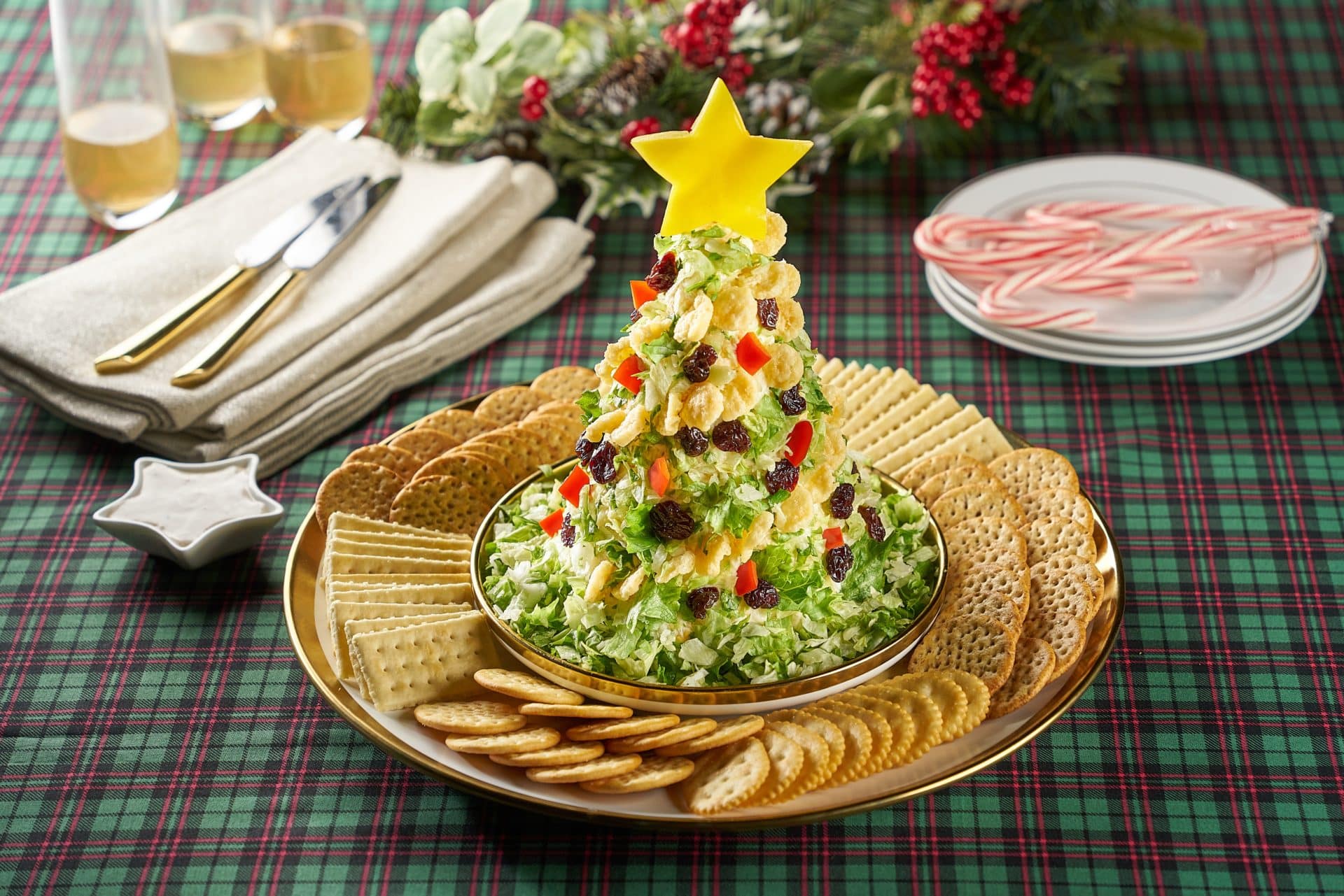 Christmas Tree Lemon Caesar Cheese Ball - Fresh Express